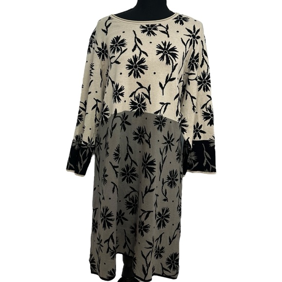 Gudrun Sjoden | Dresses | Gudrun Sjoden Cream Black Long Sleeve Sheath ...